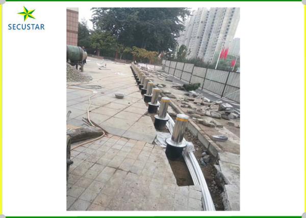 Quality Traffic Collapsible Automatic Rising Bollards , Drop Down Bollards Easily for sale