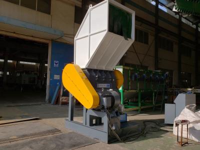 Cina 12pcs macchina di plastica girante del frantoio della lama 55kw in vendita