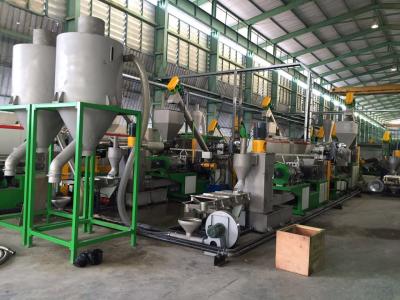 Cina 300kg/h linea di granulazione di plastica delle fasi rigide dei fiocchi due in vendita