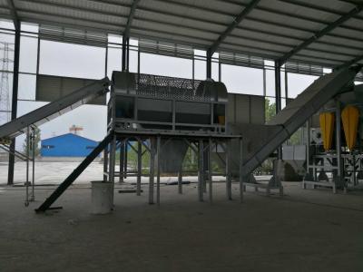 Cina ANIMALE DOMESTICO 1000kg/h che ricicla la linea di lavaggio del fiocco dell'impianto di riciclaggio/animale domestico della bottiglia animale domestico/della macchina, linea di riciclaggio di plastica in vendita