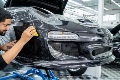 Cina Involucro trasparente dell'automobile Stretchable di TPH, chiaro schermo multiuso per le automobili in vendita