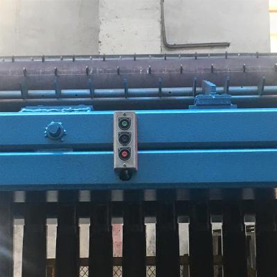 China Galvanized Heavy Duty Gabion Machine In Oil / Construction and Fence for sale