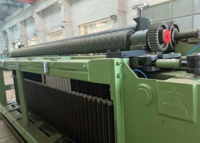 China Hexagonal 195m/H Fast Speed Hillside Wire Mesh Fencing Machine for sale