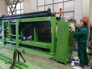 중국 PLC 통제 4mm 길쌈 직류 전기를 통한 철사 순수한 돌망태 기계 판매용