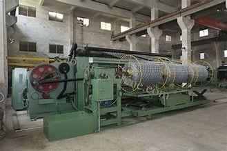 中国 25RPMは土木工学のための上塗を施してあるGabionワイヤーおり機械を亜鉛でメッキする 販売のため
