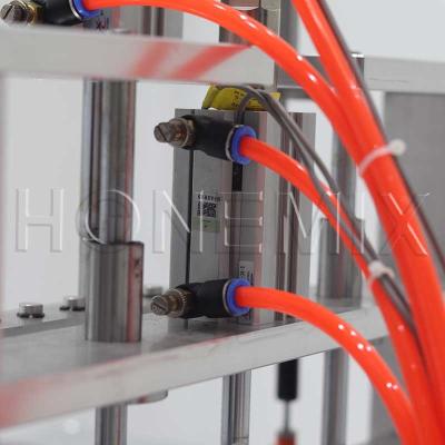 Cina Macchina automatica di demolding del rossetto 10 fori Macchina di strappaggio del rossetto in vendita