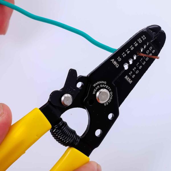 Quality 100g 16cm Armoured Cable Stripper Professional Wire Stripping Tool HRC52 for sale