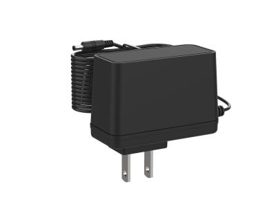 China 24W que los E.E.U.U. verticales tapan la UL certificó la fuente de alimentación del adaptador DC 36V de la CA de 12V que cambiaba 24V con EN/IEC 61558 en venta