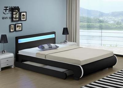 Cina La camera da letto LED luminoso ha ricoperto lo stile europeo del letto con i grandi cassetti in vendita
