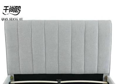 China Desmontagem/conjunto totais de Gray Soft Platform Bed Frame 183*203cm à venda