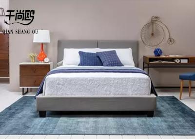 Cina Letti di piattaforma classici della mobilia della camera da letto di modo 183*203cm in vendita