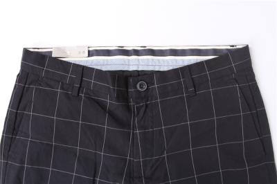 中国 100%の綿のチノの格子縞はスポーツのための用品類の人海軍黒をショートさせる 販売のため