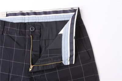 中国 100%の綿のチノの格子縞はスポーツのための用品類の人海軍黒をショートさせる 販売のため