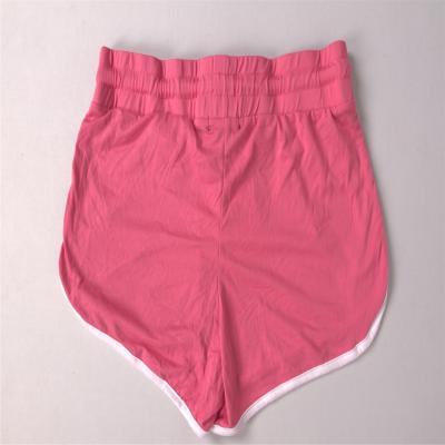 中国 ニットのピンクの女性の引きは92%ポリエステル8%スパンデックスをショートさせる 販売のため