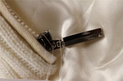 中国 毛皮つばが付いているベストの下の袖なしのジッパーの閉鎖の女性 販売のため