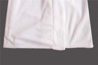 China Badjas van de Vrouwen van de Stockpapa100% Polyester de Witte Lange voor de Winter Te koop