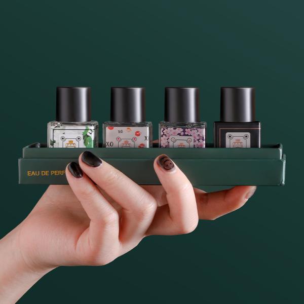 Quality 4 pieces Perfume Gift Set for Women's Private Parts Charming Fragrance Eau de for sale