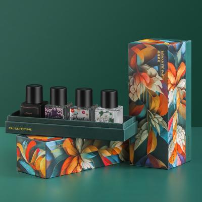 Cina 4 pezzi Perfume Gift Set per le parti intime delle donne incantevole profumo Eau de Toilette in vendita