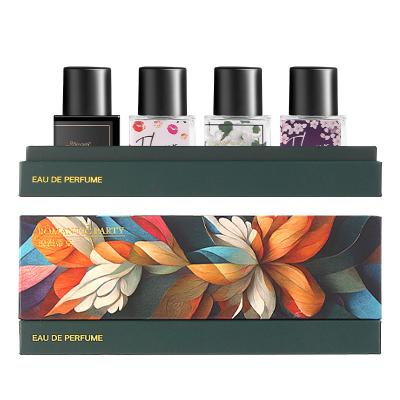 Cina 4 pezzi Perfume Gift Set per le parti intime delle donne incantevole profumo Eau de Toilette in vendita