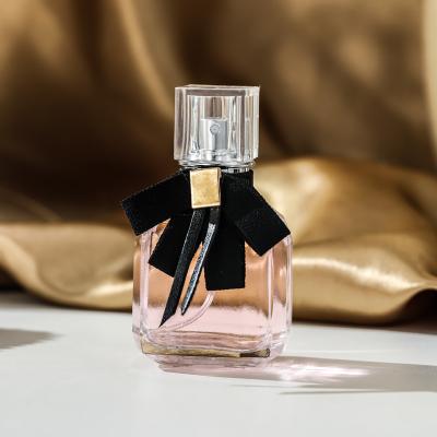 Cina Deluxe Black Opium Reverse Paris Perfume Set Perfume Regular Size per donne in vendita