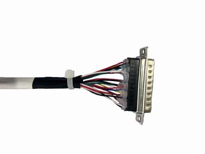 Cina 680 mm nero Scaldo metallico Cable Wire Harness DB25 doppia fila Rivet End Plug in vendita