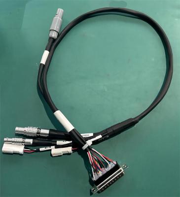 Cina 680 mm nero Scaldo metallico Cable Wire Harness DB25 doppia fila Rivet End Plug in vendita