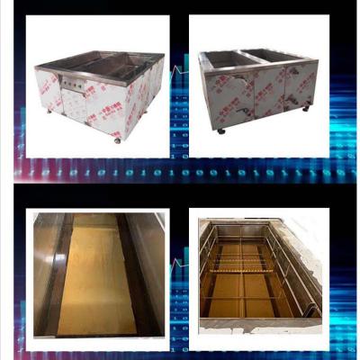 Cina Grandi linee di pulizia ad ultrasuoni automatica Telaio motore Rimozione cera ruggine Doppia scanalatura in vendita