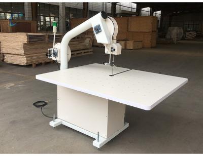 China Automatic Multi-layer Fabric Cutting Machine Straight Knife Cloth Cutter With Built-in Sharpener For Apparel Manufacturing for sale