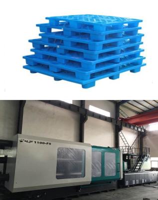 China Klemmkraft 1800 Tonnen Spritzgießmaschine 1-8 Zone PLC-Steuerung 50-4000G Kapazität zu verkaufen