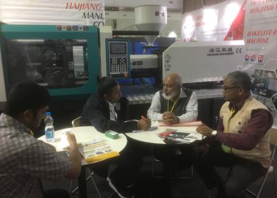 Chine Grande machine automatique en plastique hydraulique de moulage par injection 1100 tonnes de 26kw de puissance de chauffage à vendre