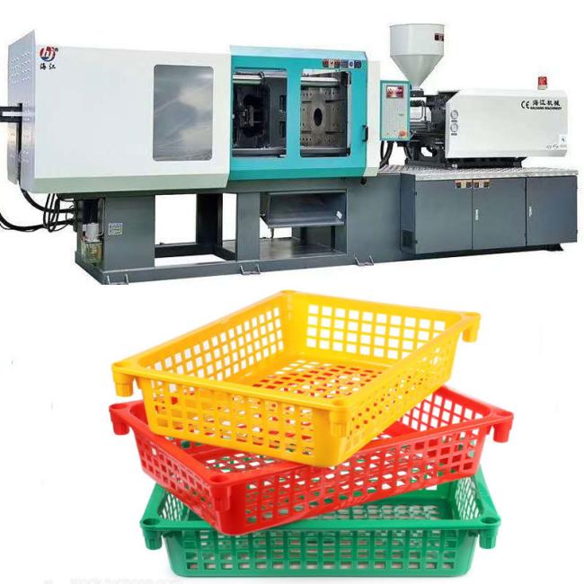 Auto Injection Molding Machine in industrial setting