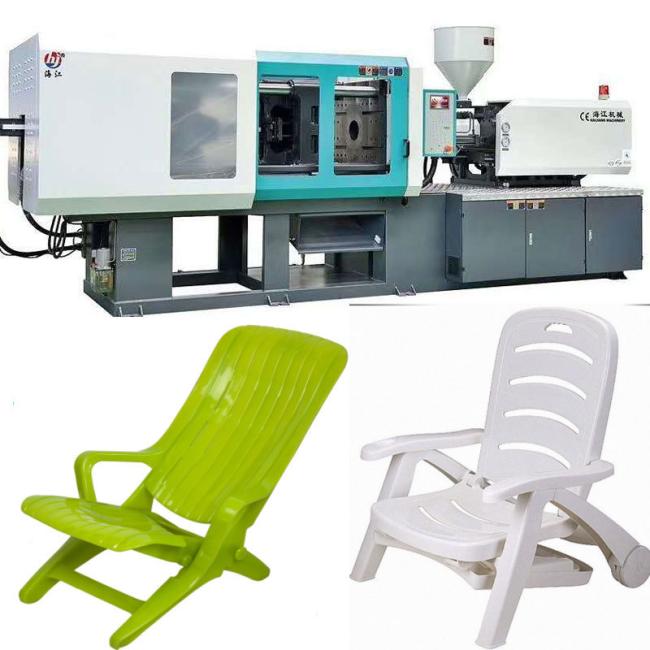 Auto Injection Molding Machine in industrial setting