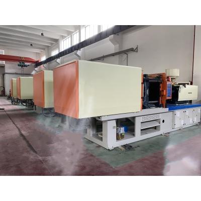 China Voltage As Customer Required shoe injection moulding machine featuring plasticizing way by screw ideal for shoe production lines for sale