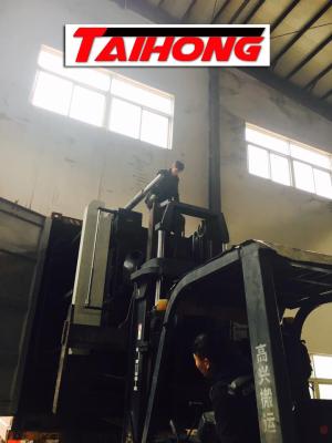 China Tipo mojado tonelaje horizontal de la abrazadera del estándar 1180-4000 de la máquina auto del moldeo a presión en venta