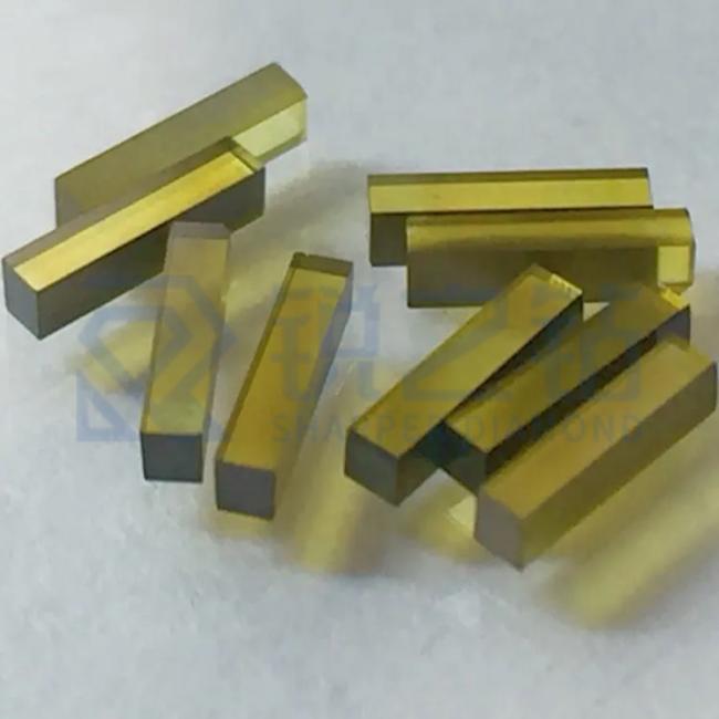 Detailed view of SCD11 diamond plate's 90 degree corners and surface finish
