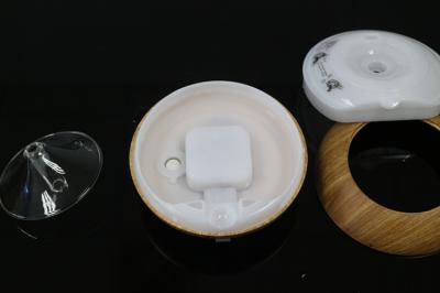 Cina 20ml/H Aromatherapy Essential Oil Diffuser Water Cube Ultrasonic Aroma Diffuser in vendita