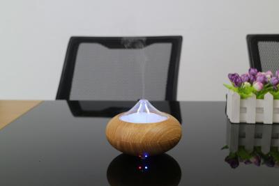 Cina 20ml/H Aromatherapy Essential Oil Diffuser Water Cube Ultrasonic Aroma Diffuser in vendita