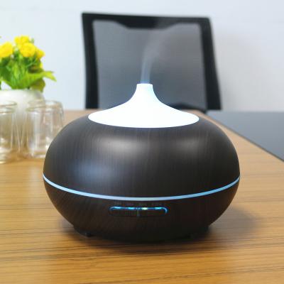 Cina ABS 300ml Home Aromatherapy Diffuser Electric Room Diffuser Machine in vendita