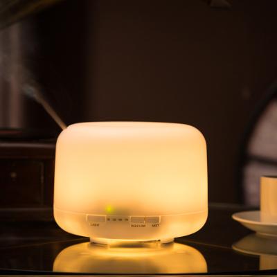 Cina Small Electric Essential Oil Mist Diffuser 30dB 500ml PP Material in vendita