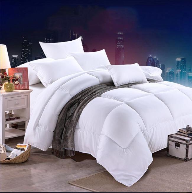 Hotel Supply Cotton Fabric Microfiber Duvet for Bedding Comforter Quilt