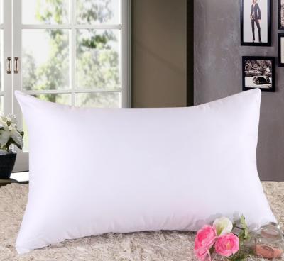 China Massage White Soft Hotel Pillows With Fiber Filled Plain Style for sale