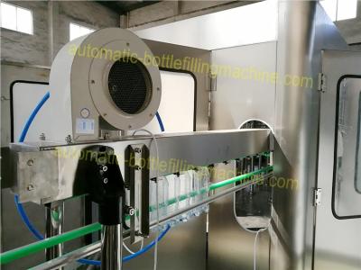 Cina 6.57KW ha carbonatato la macchina di rifornimento della soda, l'imbottigliamento e la tappatrice 7000BPH 500ML in vendita