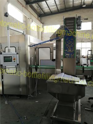 Cina 3 in teste di coperchiamento gassate di 1 della bevanda di rifornimento touch screen 8 avanzati della macchina in vendita