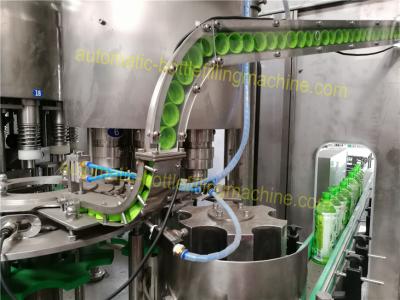 Cina Imbottigliante dell'attrezzatura 380V 50HZ del succo del tè verde alimentazione 6000 bottiglie all'ora in vendita
