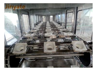 China Água mineral bonde da máquina de enchimento do frasco da água de 20 litros conduzido para a fábrica da bebida à venda