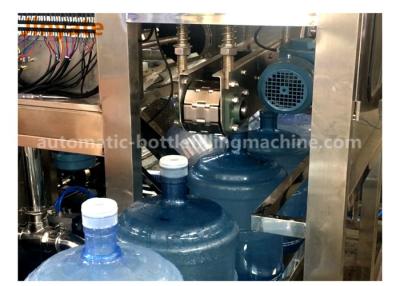 Cina Touch screen macchina di rifornimento dell'acqua da 5 galloni 450BPH con il sistema di depurazione delle acque in vendita
