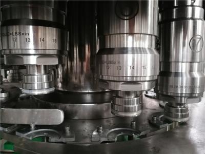 Cina Imbottigliatrice liquida automatica, appendente - macchina utensile dell'acqua di tecnologia del collo in vendita