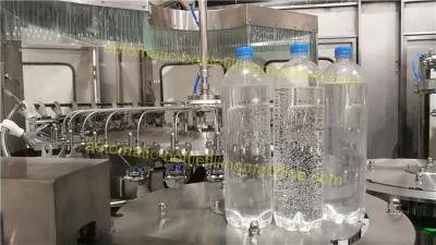 Cina Stabilimento di imbottigliamento automatico di CDD dell'imbottigliatrice della bevanda gassosa in vendita