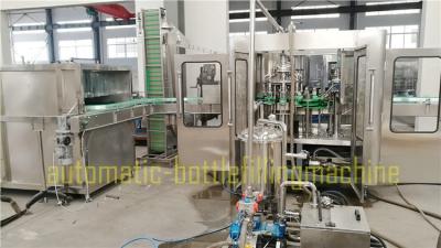 中国 自動酒精飲料の充填機ジュース/飲み物水びん詰めにする機械 販売のため