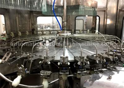 Cina Macchina Monobloc del succo dell'imbottigliamento del lavandaio della capsulatrice automatica rotatoria del riempitore in vendita